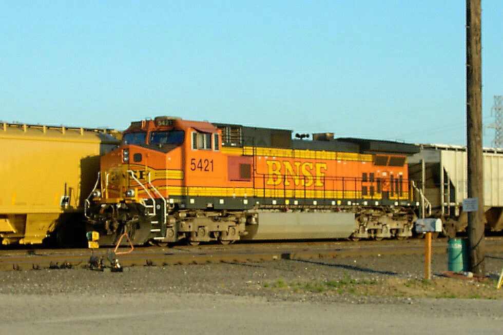 BNSF 5421